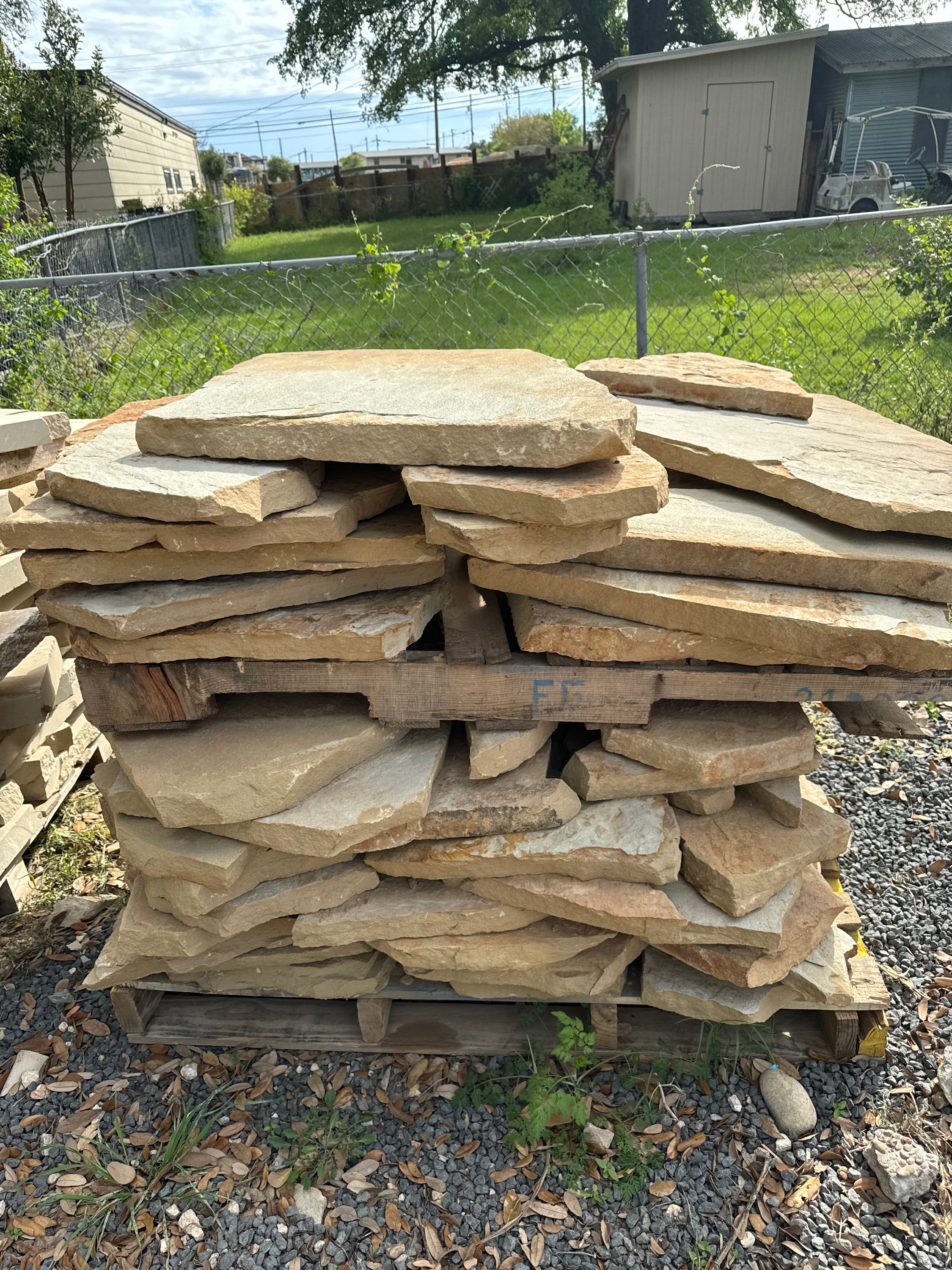 Native/Natural Flag Stone | AUSTIN WHOLESALE LANDSCAPE SUPPLY