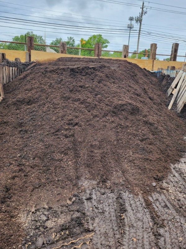 Organic Compost - Bulk Landscape Supply in Austin, Texas. | AUSTIN ...